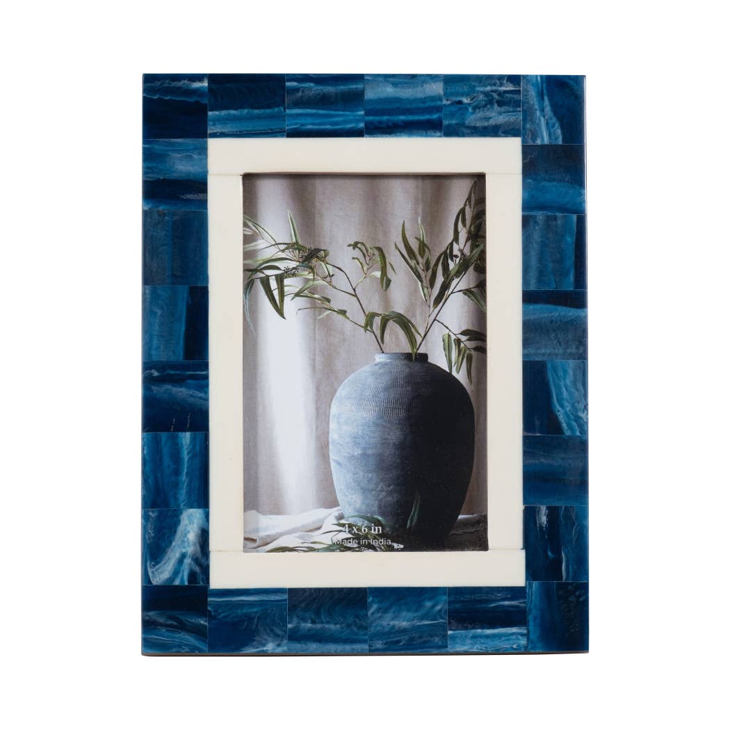 Blue/White 4x6 in. Resin Rectangular Border Photo Frame – She la la