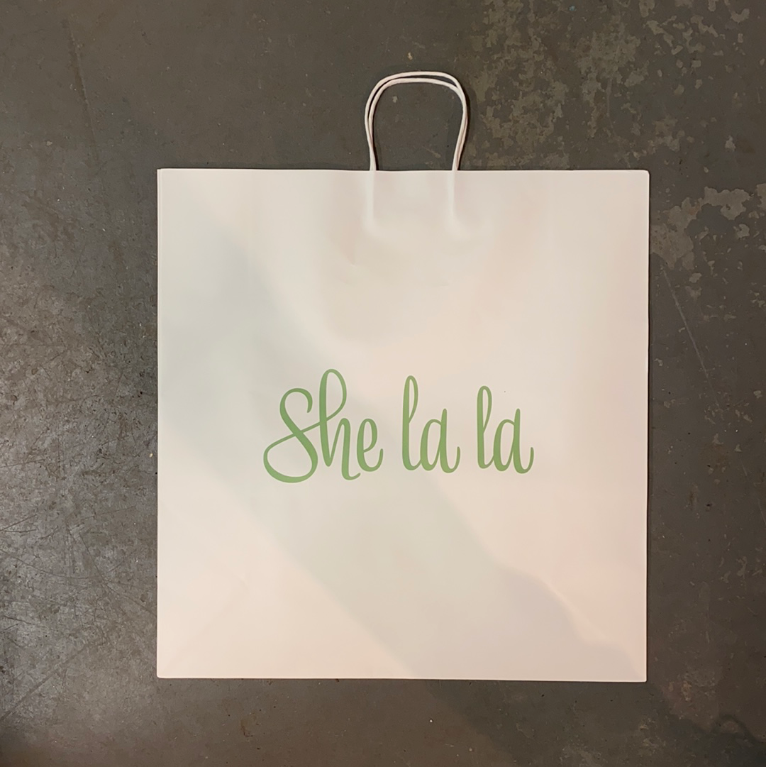 She La La Jumbo White Shopping Tote 18x18.8x7 – She la la